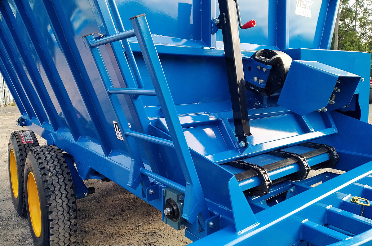 Sawdust Spreader | MyT Engineering