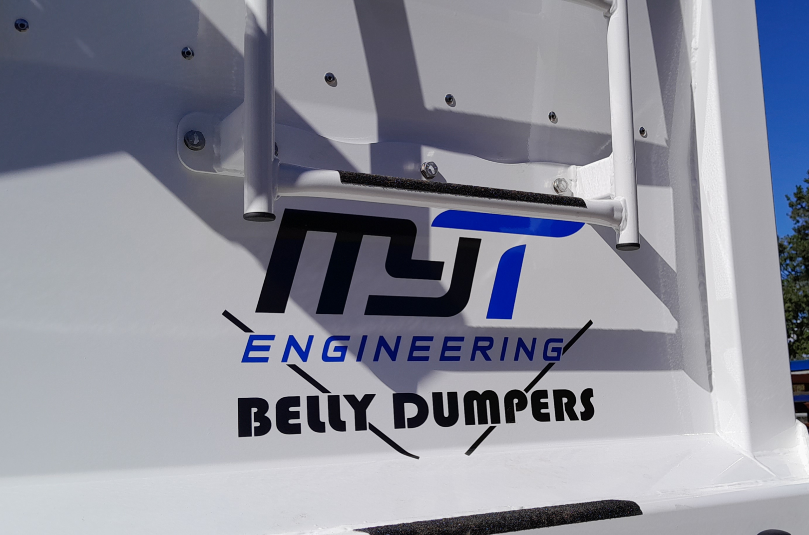 Belly Dumpers | MyT Engineering